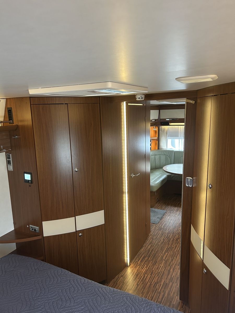 Wohnwagen Caravan Hymer Eriba Nova-S 670 DB (Gebraucht) in Brislach für CHF 22500 – nur Abholung ...