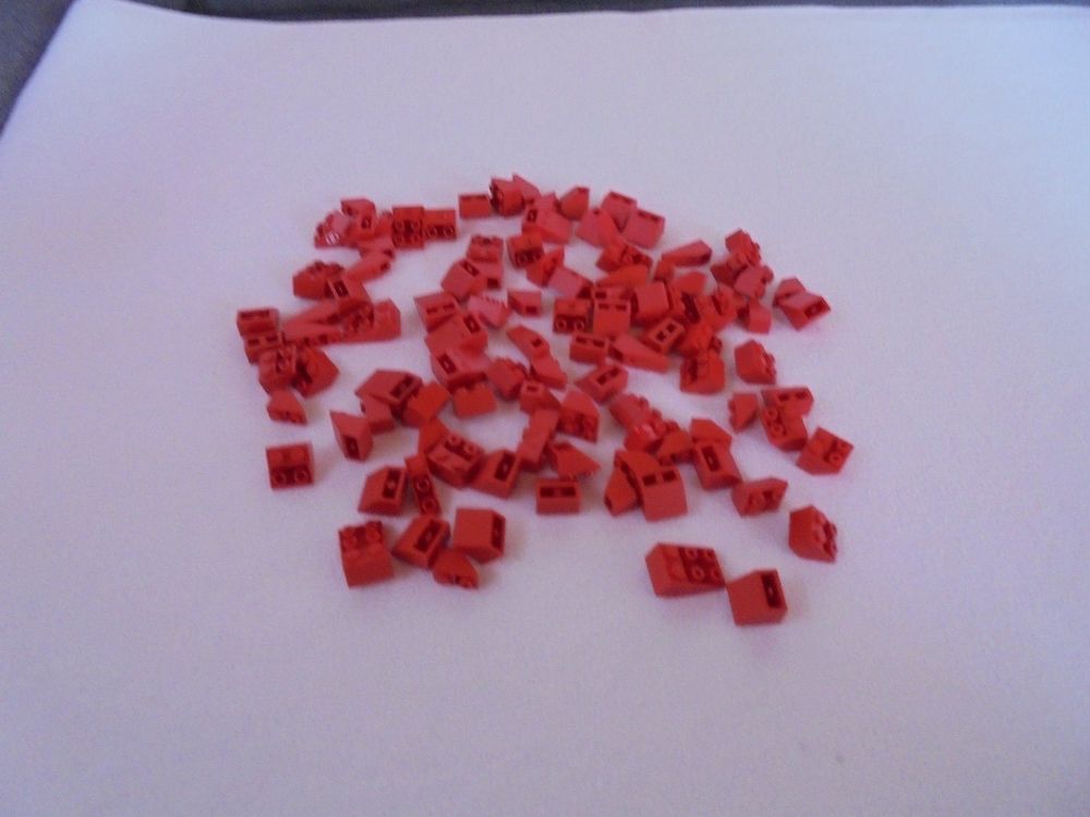 LEGO - 100 - NEGATIVE-ROTE-SCHRÄG-STEINE (Gebraucht) in Gelterkinden ...
