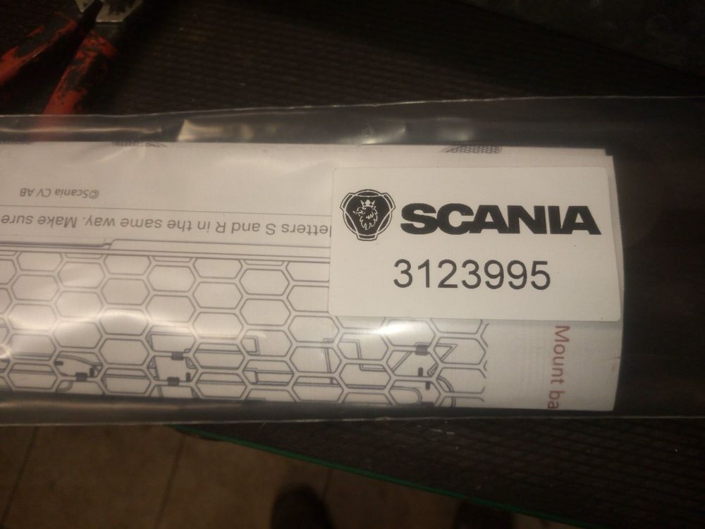 Scania Super Emblem (Gebraucht) in Rothenthurm für CHF 60 – mit ...