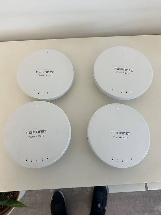 Fortinet Firewall Paket (Gebraucht) in Deitingen für CHF 1200 – nur ...