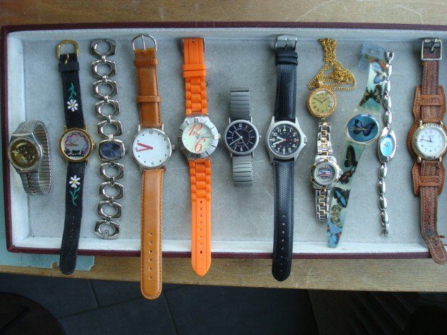 Lot 12 Uhren Swatch, Esprit, Mango, Western, Dual Time | Kaufen auf Ricardo