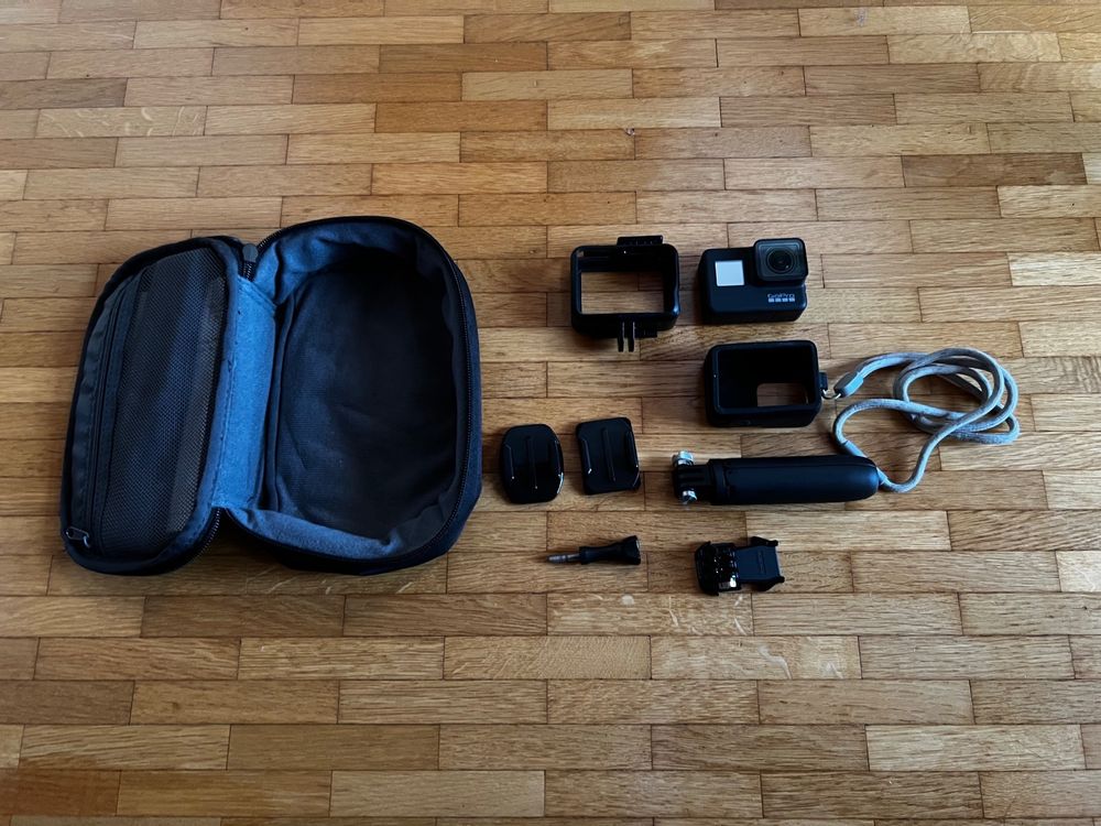 GoPro HERO 7 Black + travel kit | Kaufen auf Ricardo