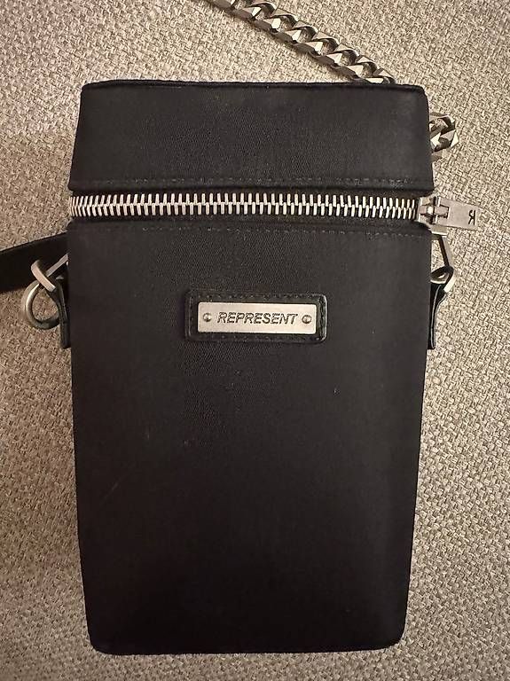 Sac Represent Noir - Tres bon etat (D'occasion) à Genève pour CHF 75 ...