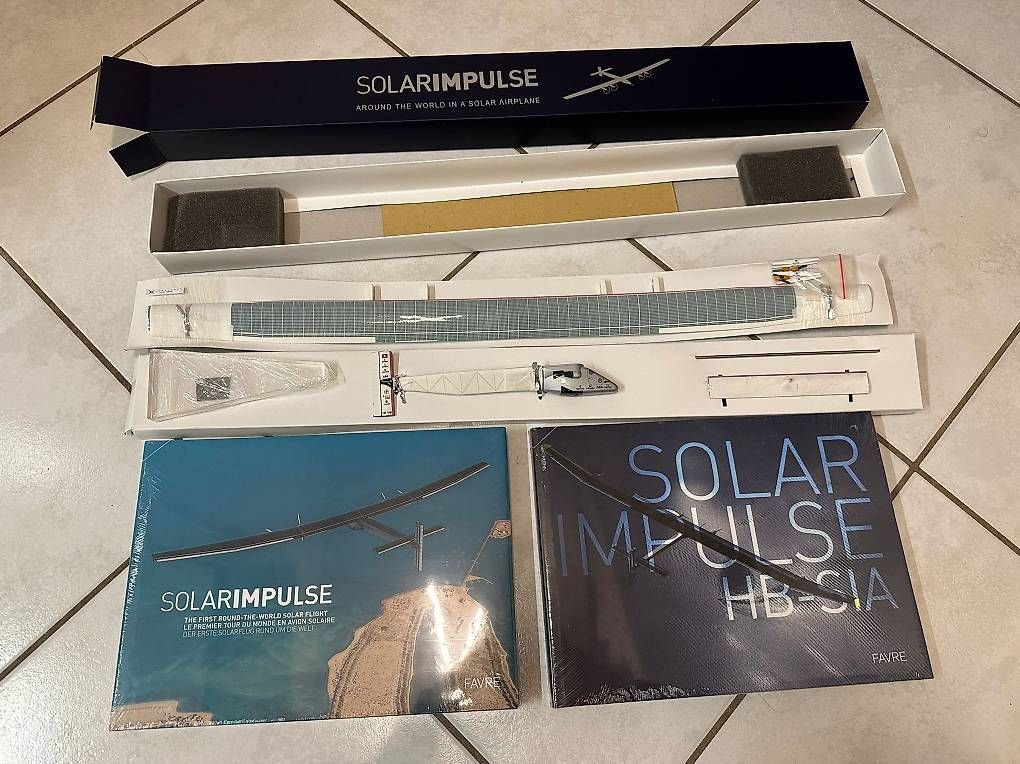 Solar impulse 2 books and model / maquette Limited NEW (Neuf avec ...
