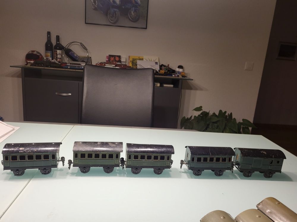 Märklin 4x 17190 Perswagen1x 17200 Gepäckwagen Spur O Blech (Gebraucht ...