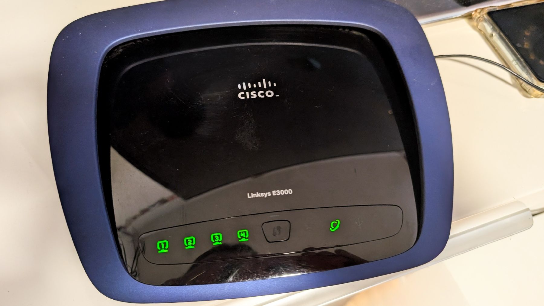 Routeur Cisco Linksys E3000 - Parfait État! 📶💻 (D'occasion) à Ollon VD ...