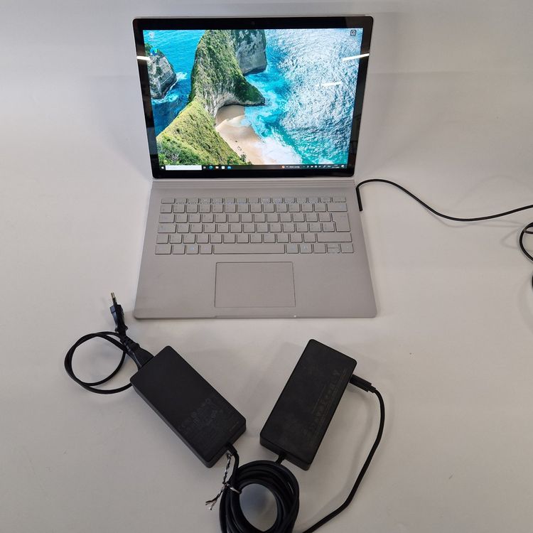 MICROSOFT Surface Book 2 (Ladegerät + Dockingstation) (Gebraucht) in Muhen für CHF 161 – mit ...