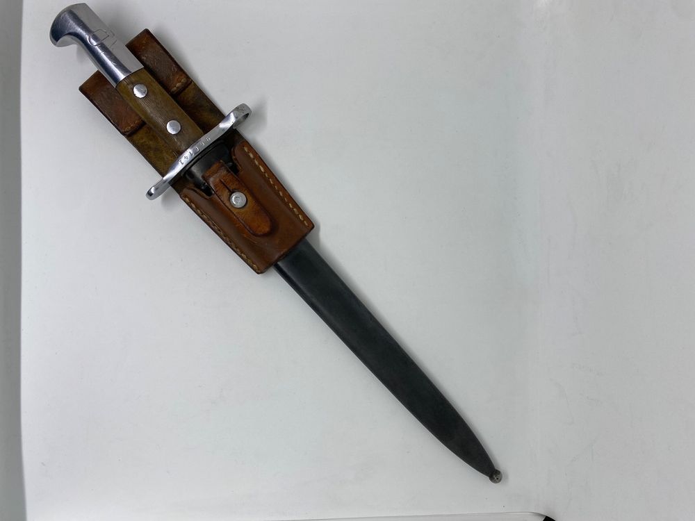 Schweizer Bajonett Elsener Schwyz mit Lederscheide | Kaufen auf Ricardo