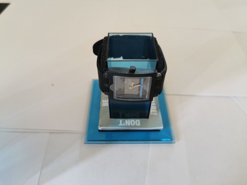 Swatch Square blue Town limited Edition (Neu und originalverpackt) in ...
