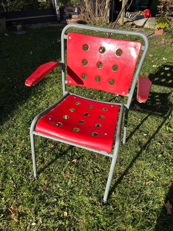 Stella Bassecourt Gartenstuhl 18Loch Design vintage 1960 (Gebraucht) in Hinwil für CHF 190 – nur ...