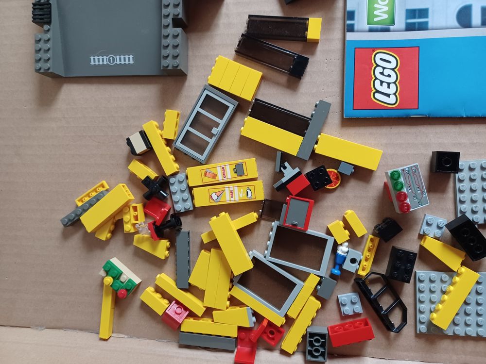 Bauanleitung Lego World City Bahnhof 4513 + Zubehör | Kaufen auf Ricardo