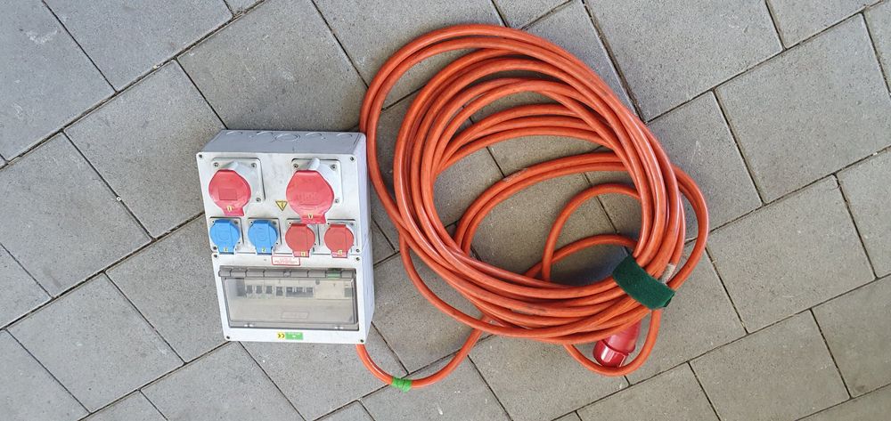 Stromverteiler CEE 32 mit ca 18m Anschlusskabel (Gebraucht) in Ermensee ...