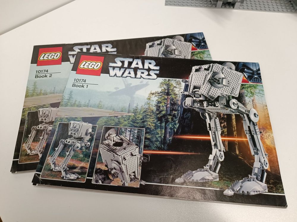 Lego Star Wars AT ST UCS 10174 ab CHF 1.- | Kaufen auf Ricardo
