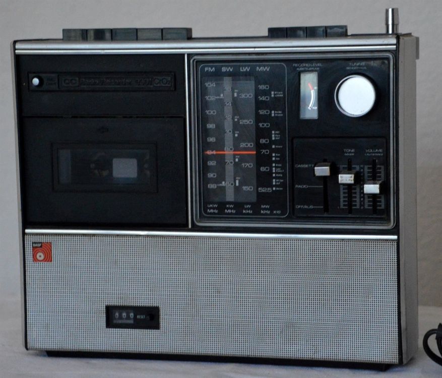 BASF CC Radio-Recorder 9301 CrO2 (Defekt) in Collonges für CHF 28 – mit ...