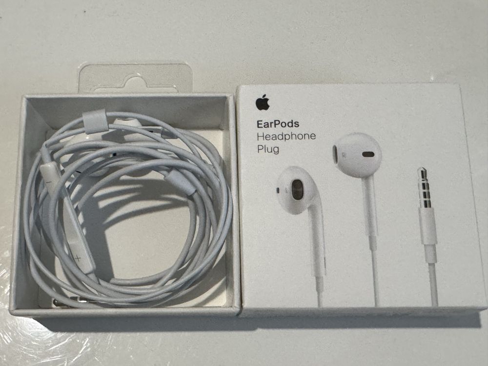 EarPods Headphone Plug (3.5 mm Jack) (Neuf (Voir description)) à Genève ...