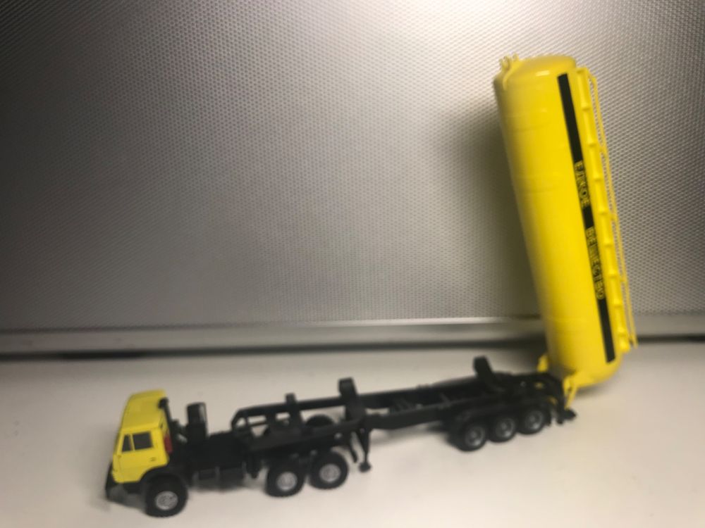KAMAZ 4310 Gefahrengut 1/87 (866) | Kaufen auf Ricardo KAMAZ 4310 Gefahrengut 1/87 (866) | Kaufen auf Ricardo