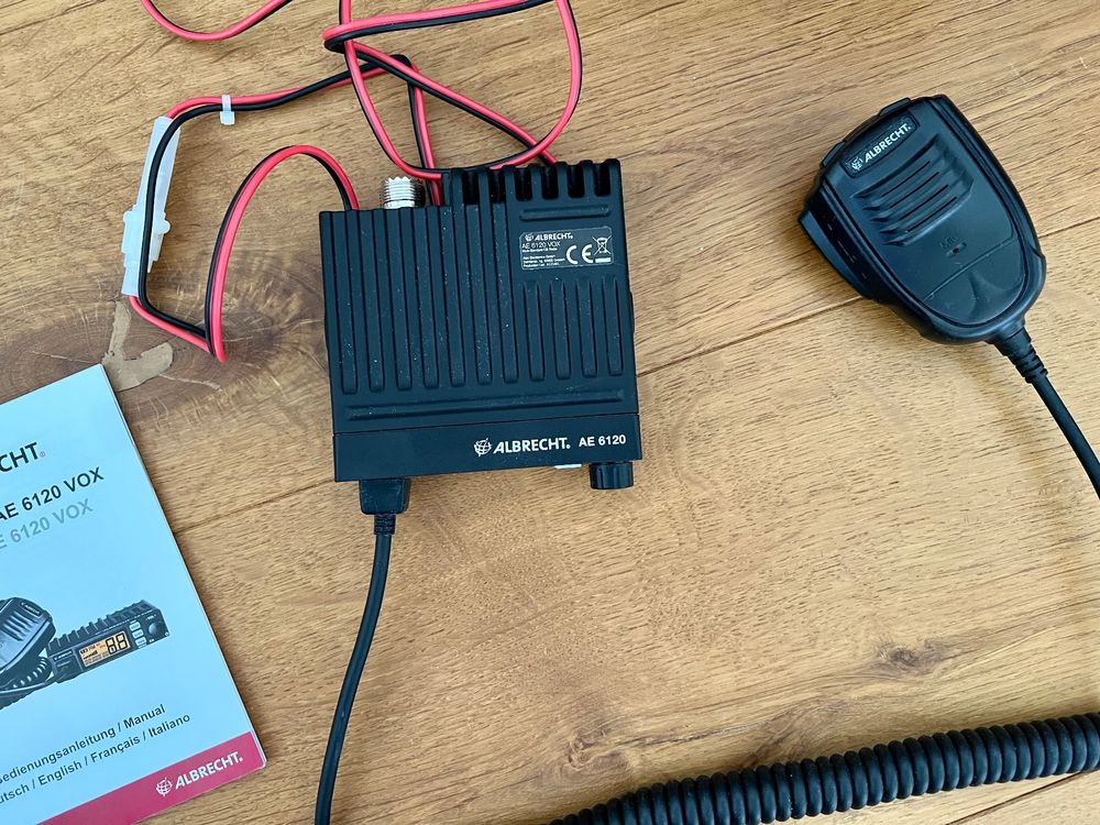 Albrecht AE 6120 mit Antennen (Gebraucht) in für CHF 70 – mit Lieferung ...