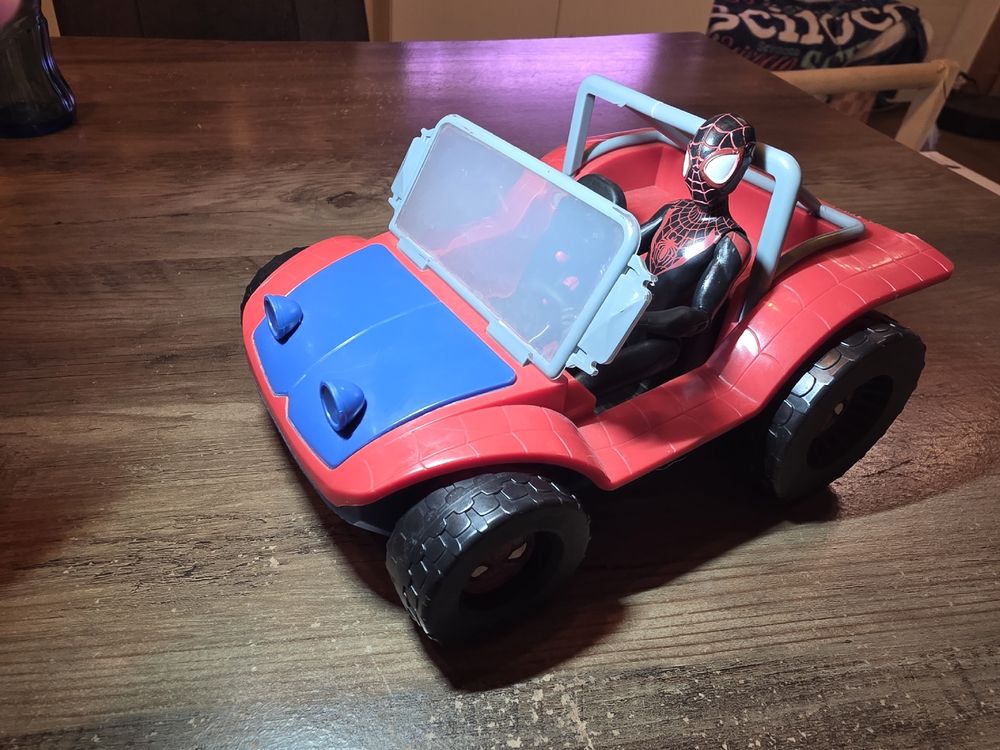 Hasbro Marvel Spider-Man Spider-Mobil (Gebraucht) in Grossaffoltern für ...