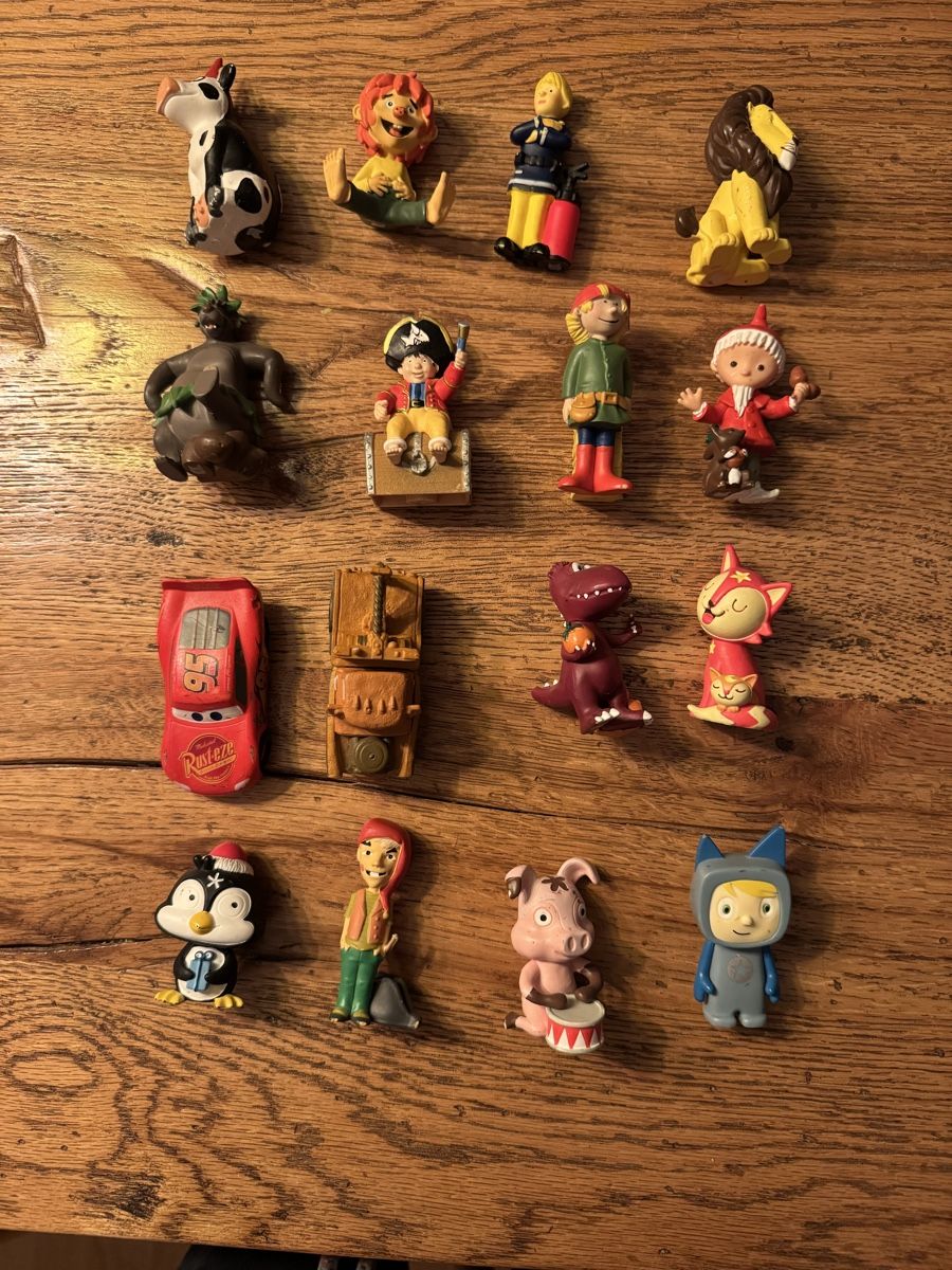 Toniebox inkl. Tonies - Starter Set für Kinderzimmer! (Gebraucht) in ...