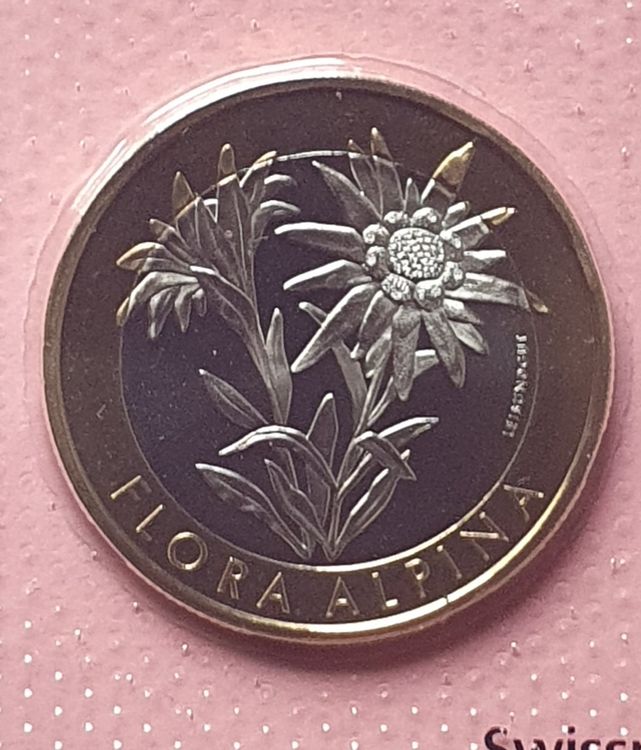 2 Stück 10 Fr. Gedenkmünzen, Bimetall, Stempelglanz (Neu und originalverpackt) in Arni AG für ...