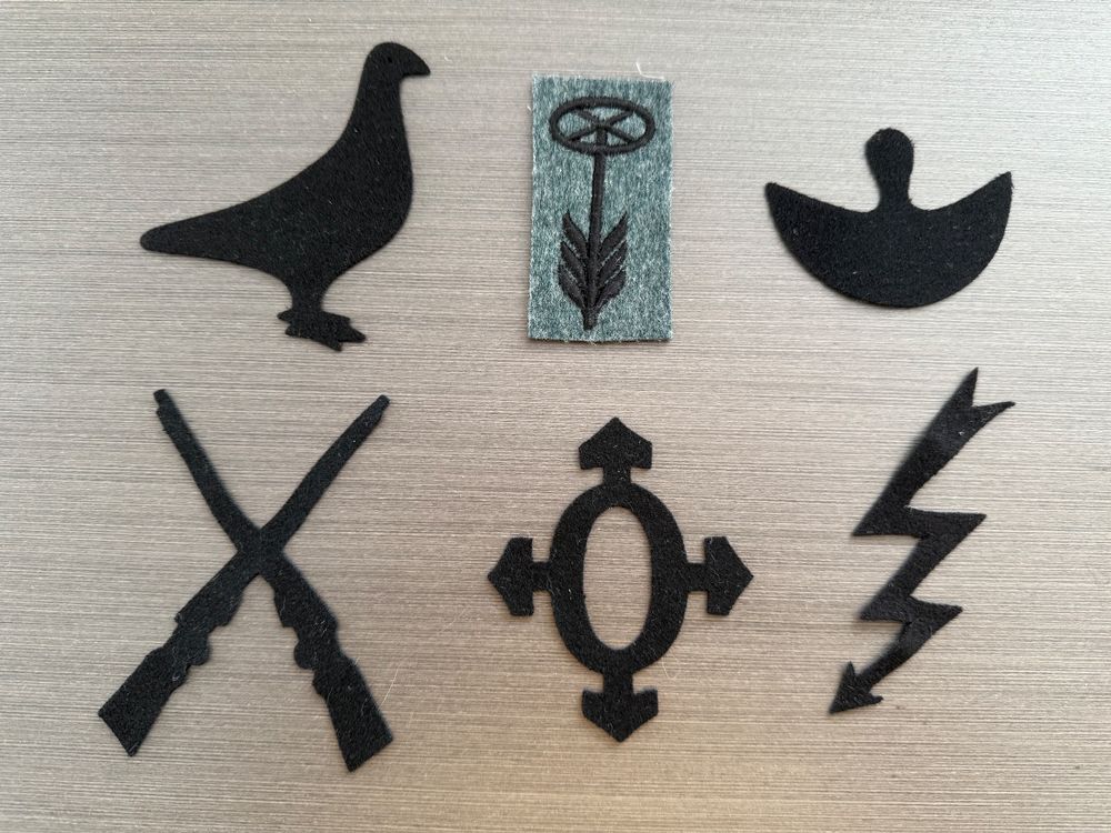 6 Abzeichen Ord. 40 - Schweizer Armee (Gebraucht) in Brütten für CHF 15 ...