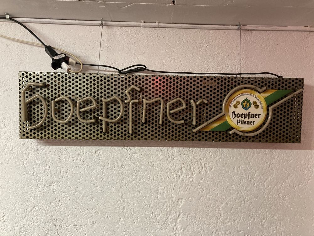 Leuchtreklame Neon Hoepfner Pilsner (Gebraucht) in Brittnau für CHF 200 ...