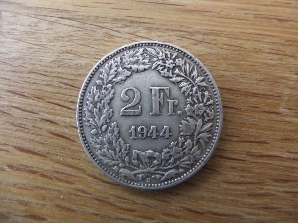 Silbermünze 2 Franken Silber Helvetia 1944 (Gebraucht) in St. Niklaus VS für CHF 6 – mit ...