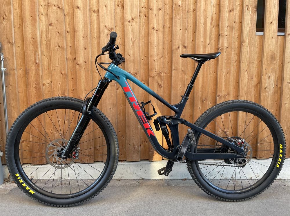 Trek Slash 8, Modell 2022, Grösse M | Kaufen auf Ricardo