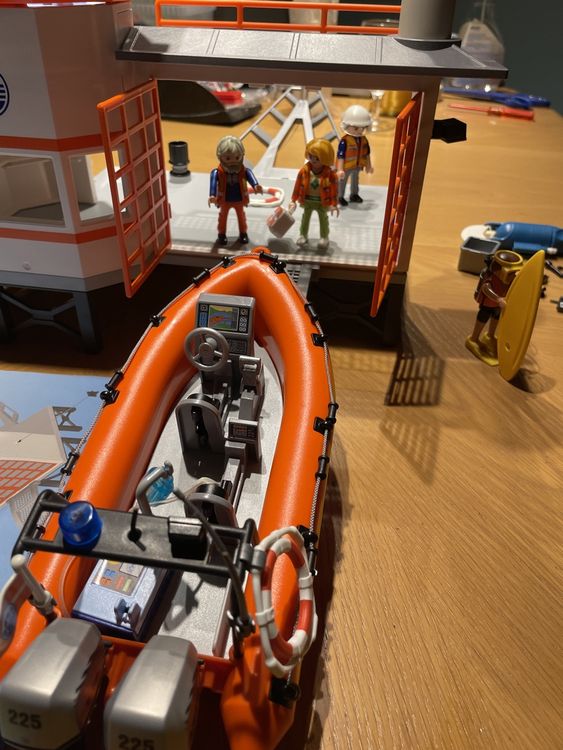 Meer-Rettung Baywatch mit Schnellboot Leuchtturm playmobil (Gebraucht) in Staffelbach für CHF 19 ...