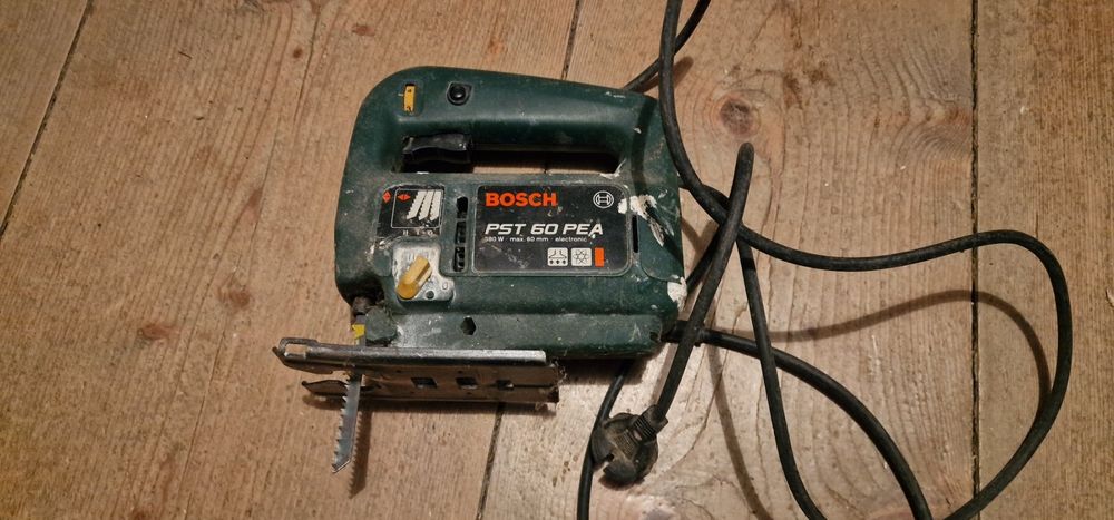 Stichsäge Bosch PST 60 PEA defekt, für Bastler | Kaufen auf Ricardo