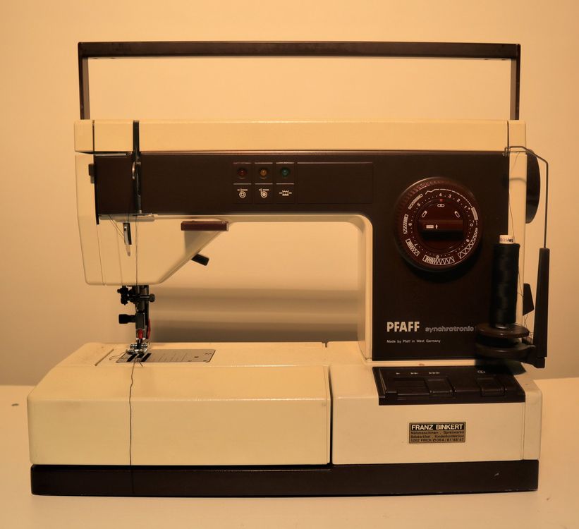 Pfaff Synchrotronic 1229 Nähmaschine (Gebraucht) in Reinach BL für CHF 100 – nur Abholung auf ...