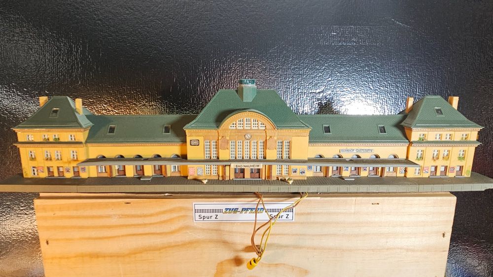 Kibri 6700: Bahnhof Nauheim - fertig gebaut! (Gebraucht) in Therwil für ...