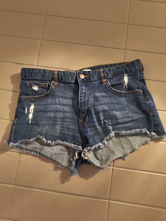 kurze Jeans - H&M (Gebraucht) in Zürich für CHF 5 – mit Lieferung auf ...