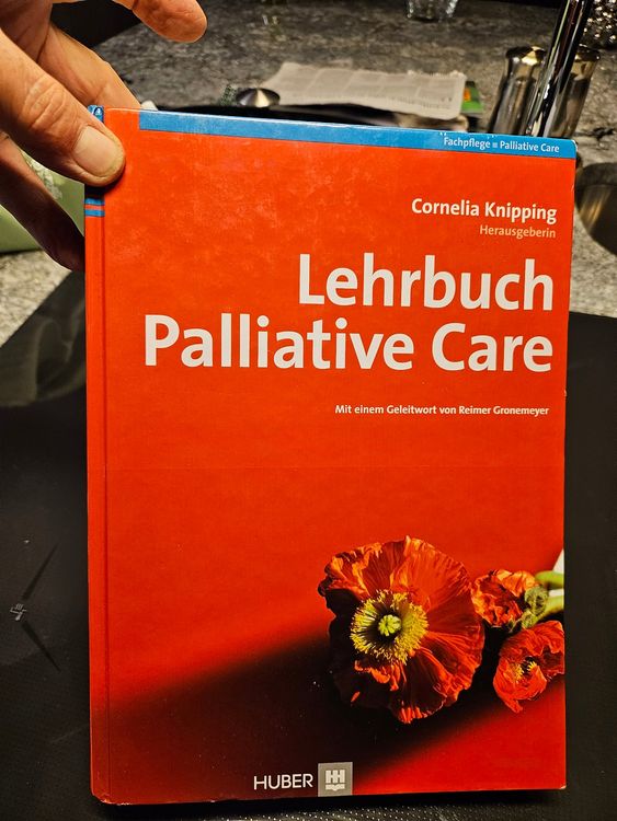 Lehrbuch Palliative Care (NP > 100.--) für 10.-- (Gebraucht) in Buttikon SZ für CHF 10 – mit ...