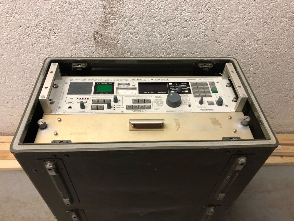 E-664: Rohde & Schwarz ESM 500A HF Empfänger 20-1000Mhz (Gebraucht) in ...
