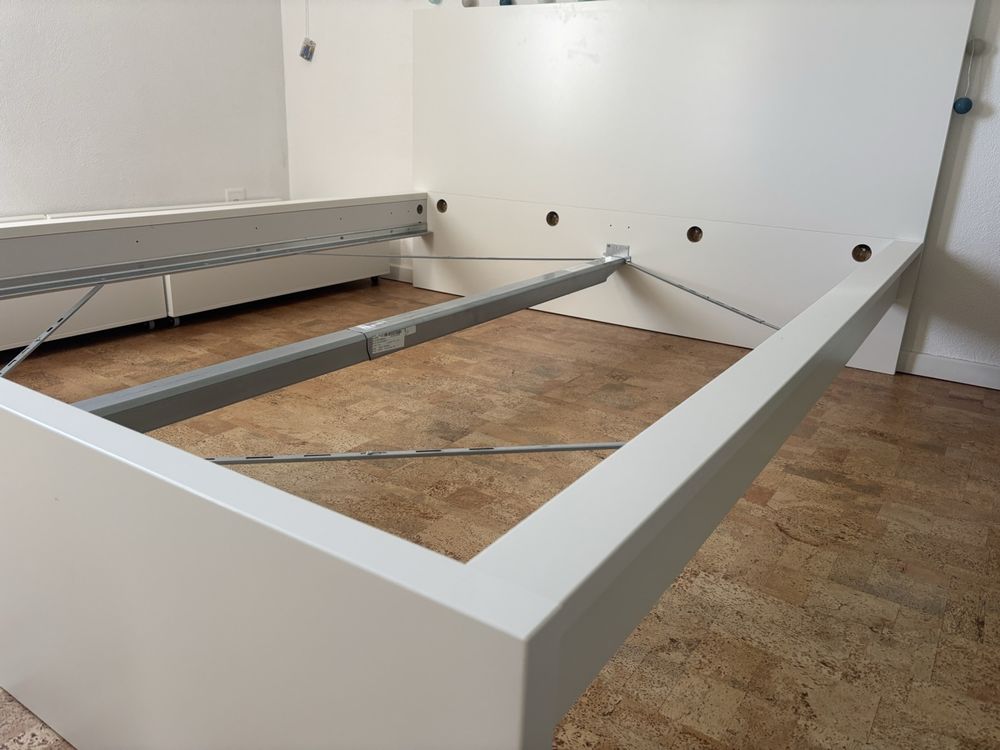 Bett Ikea Malm 160 (Gebraucht) in Tavannes für CHF 9 – nur Abholung auf ...