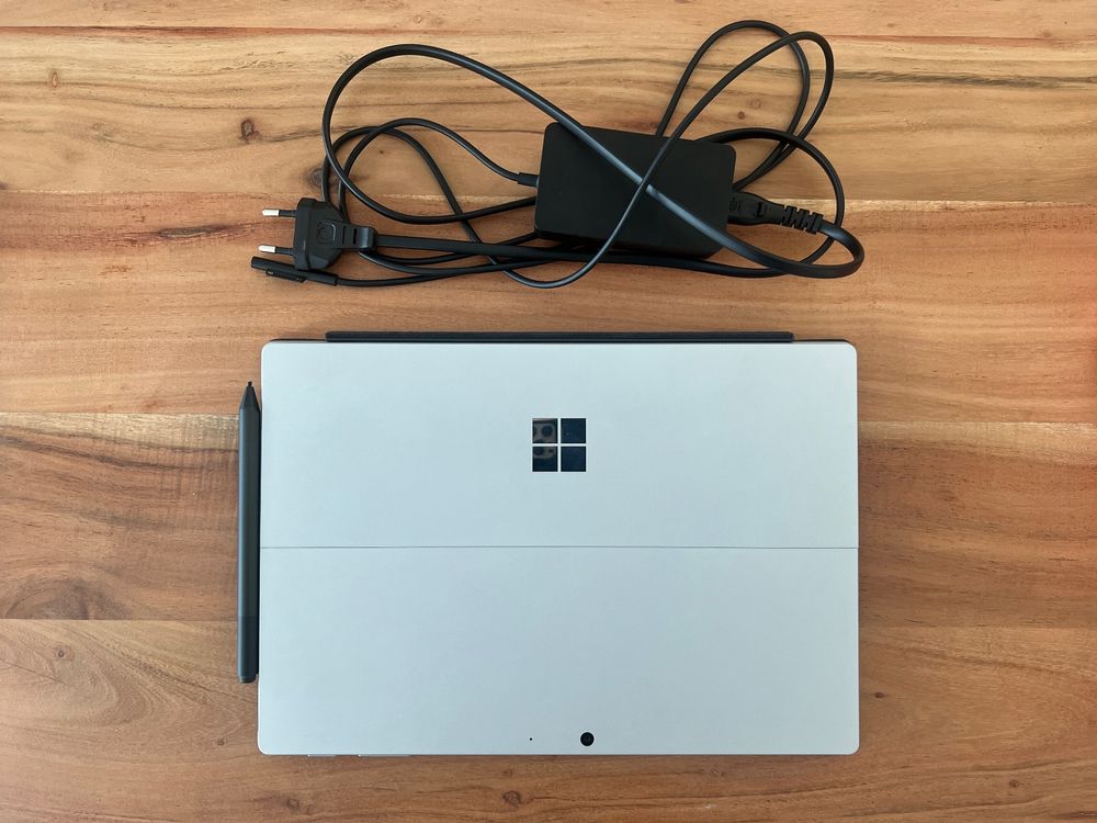 Microsoft Surface Pro 7 | Surface Type Cover | Surface Pen (Gebraucht ...