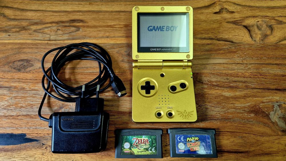 Game Boy Advance SP Gold - Zelda & Mario! (Gebraucht) in Untervaz für ...
