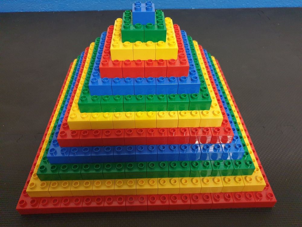 (L42) Lego Duplo riesige Pyramide | Kaufen auf Ricardo