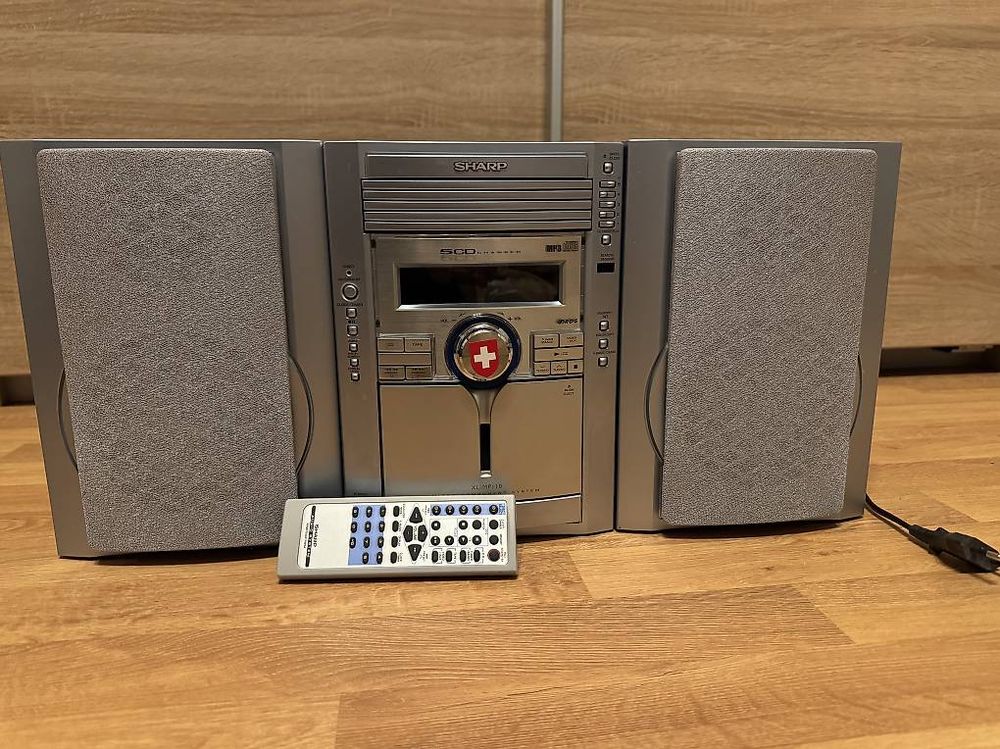 Sharp XL-MP3H Stereoanlage (Gebraucht) in Erlinsbach für CHF 40 – mit ...