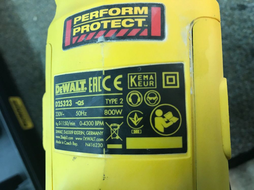 Dewalt Bohrhammer D25323-QS | Kaufen auf Ricardo