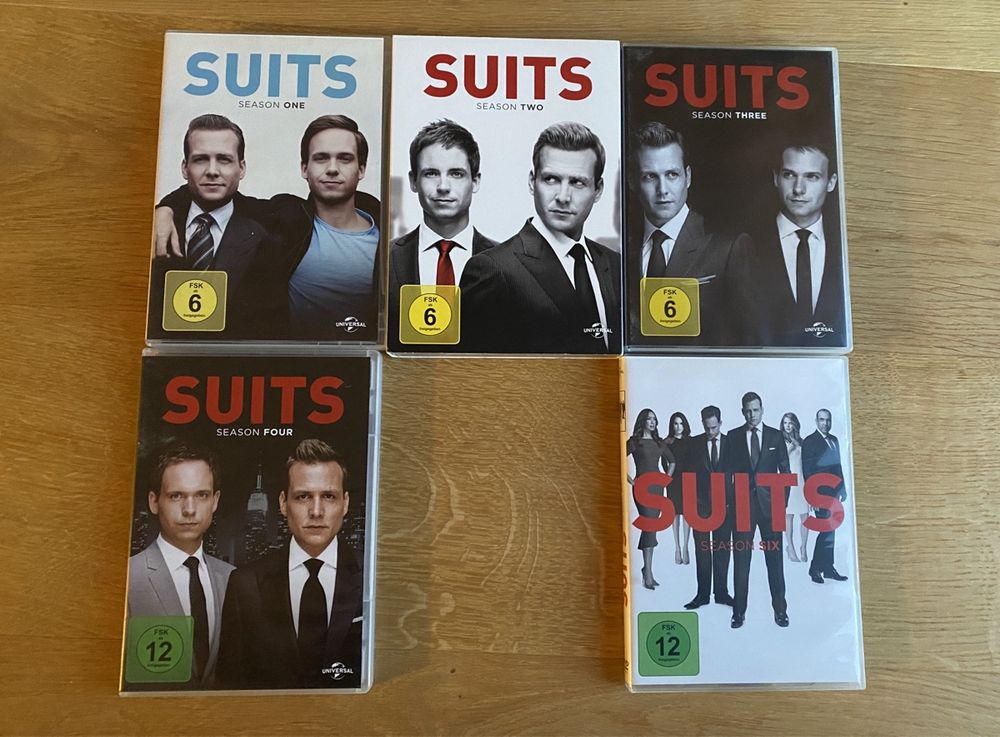 DVDs Serie Suits Staffeln 1-4 und 6 | Kaufen auf Ricardo