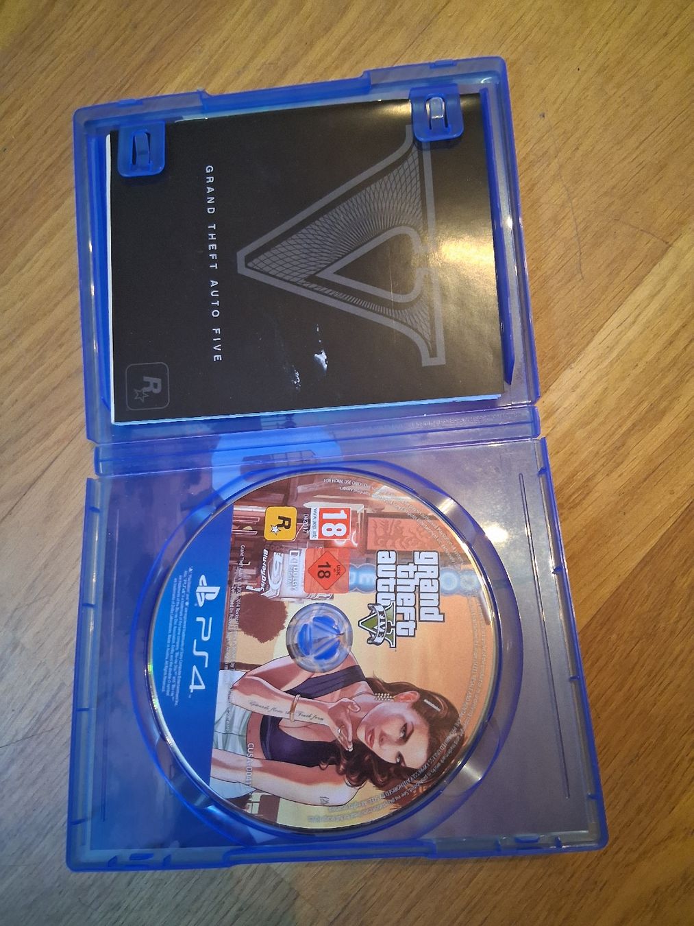 Grand Theft Auto (GTA) V, GTA 5 - PS4 - Top Zustand! (D'occasion) à St ...