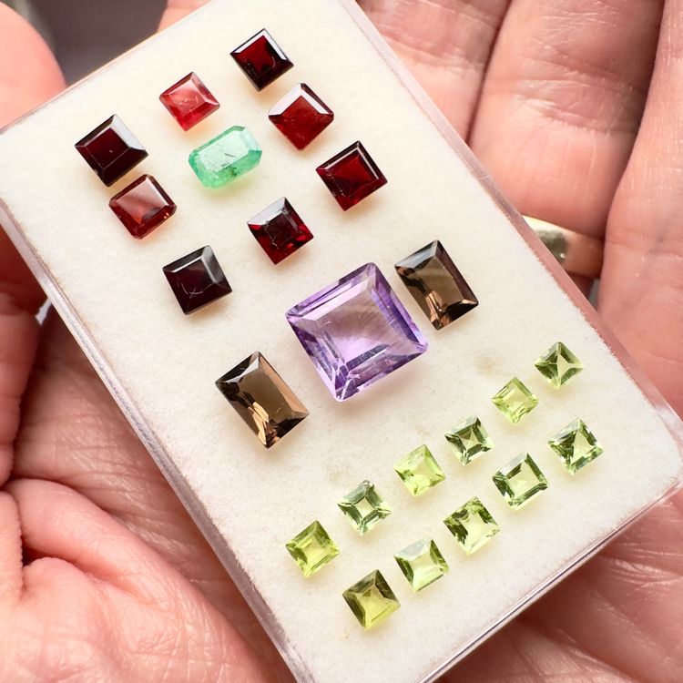 Kleine Auswahl an Edelsteinen und Halbedelsteinen ab 1.- (Neu (gemäss ...