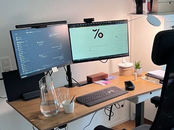 2 monitors lenovo l24q-30 (Gebraucht) in Pfäffikon ZH für CHF 159 – nur ...