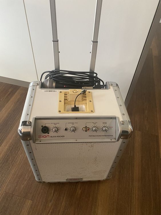 ION Block Rocker akku Lautsprecher mit Mikrofon (Gebraucht) in Jonen ...