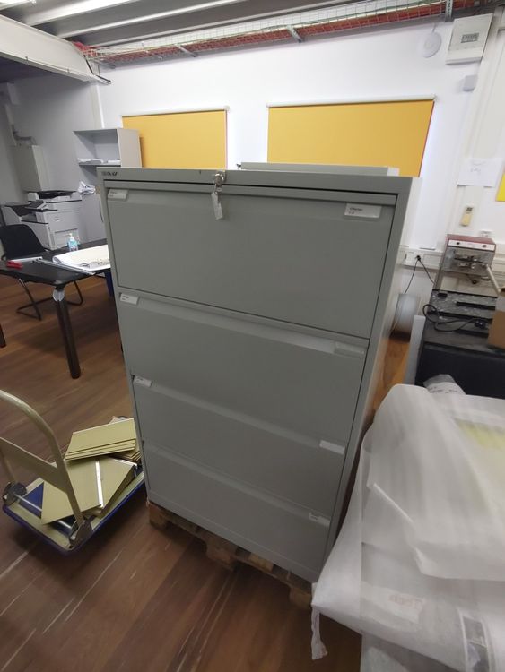 Metallschrank Akten | Kaufen auf Ricardo
