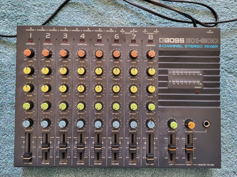 Boss BX-800 8-Kanal Stereo Mixer | Kaufen auf Ricardo