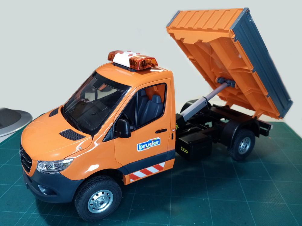 Bruder Sprinter 4x2 RC-Modell (SV-1) (Neu (gemäss Beschreibung)) in ...