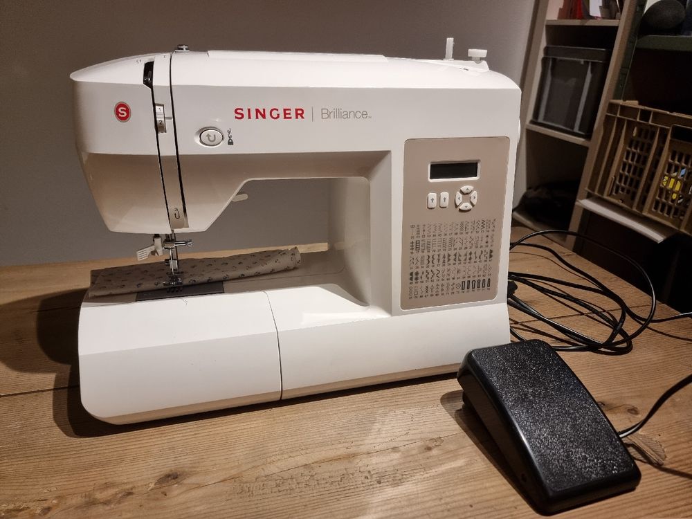 Singer Nähmaschine Brilliance 6180 | Kaufen auf Ricardo